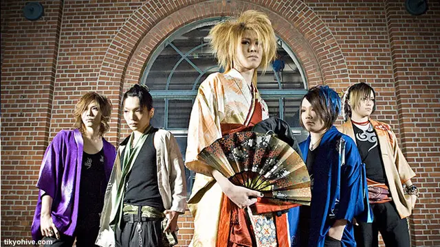 Kagrra, Band Jepang yang Selalu Berkimono - ShowBiz Liputan6.com