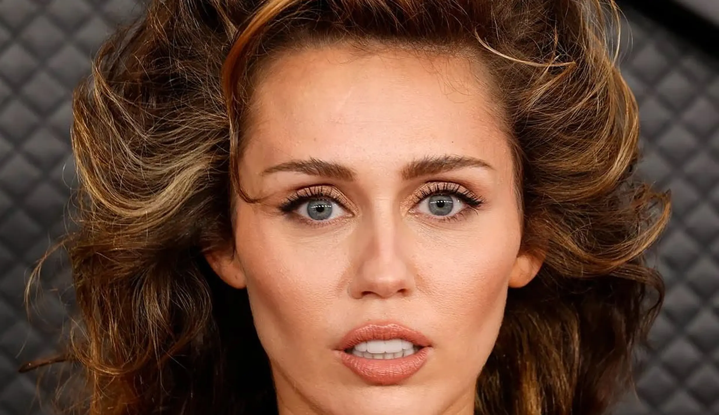 8 Best Beauty Look dari Grammys 2024, Raisa Andriana, Olivia Rodrigo ...