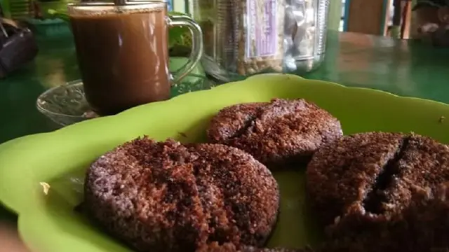 Kue Dange yang Selalu Ada dalam Tas Pemuda Pangkep Sulsel - Regional ...