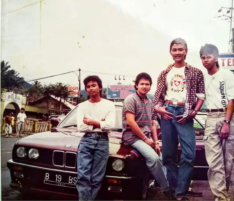 Melongok Suasana Jalan Jakarta Era 90-an, Kini Tinggal Kenangan Bikin ...