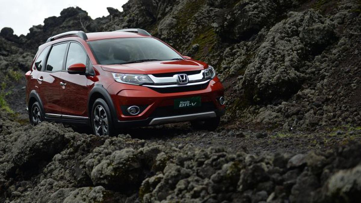 Harga Mobil Honda BRV Baru dan Bekas 2020 serta Spesifikasi Lengkap ...