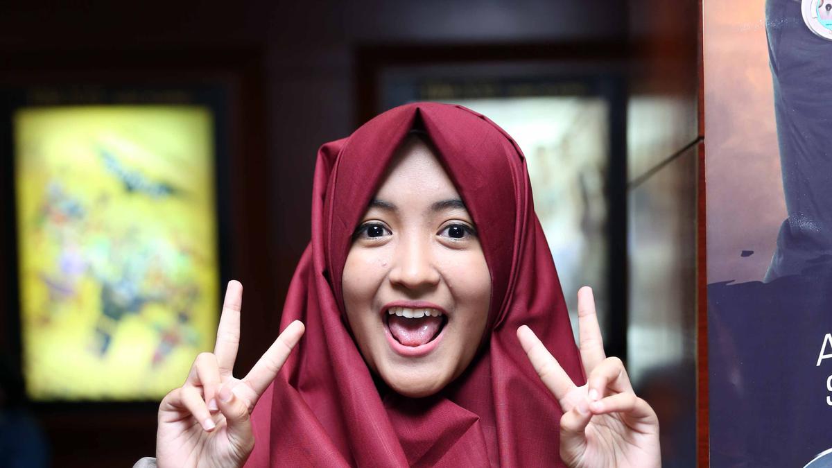 Video Ditilang Polisinya Viral, Arafah Rianty Digandeng Polri - ShowBiz ...