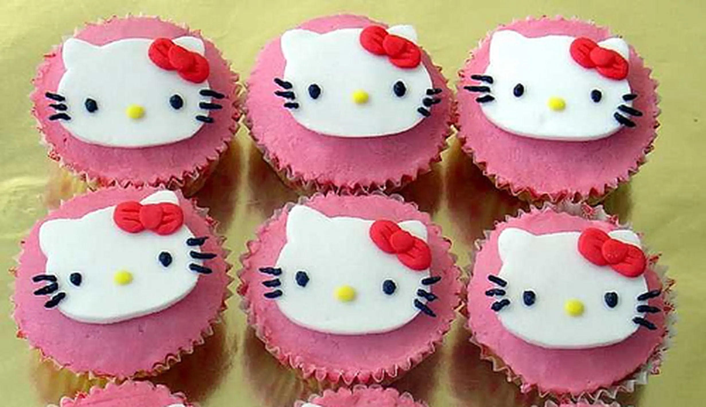 10 Model Cupcakes Lucu Bentuk Kartun - Photo Fimela.com