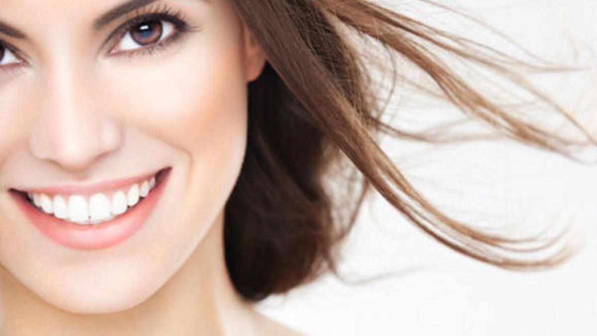 Cara Membedakan Senyuman Tulus Dan Senyuman Palsu - Lifestyle Fimela.com