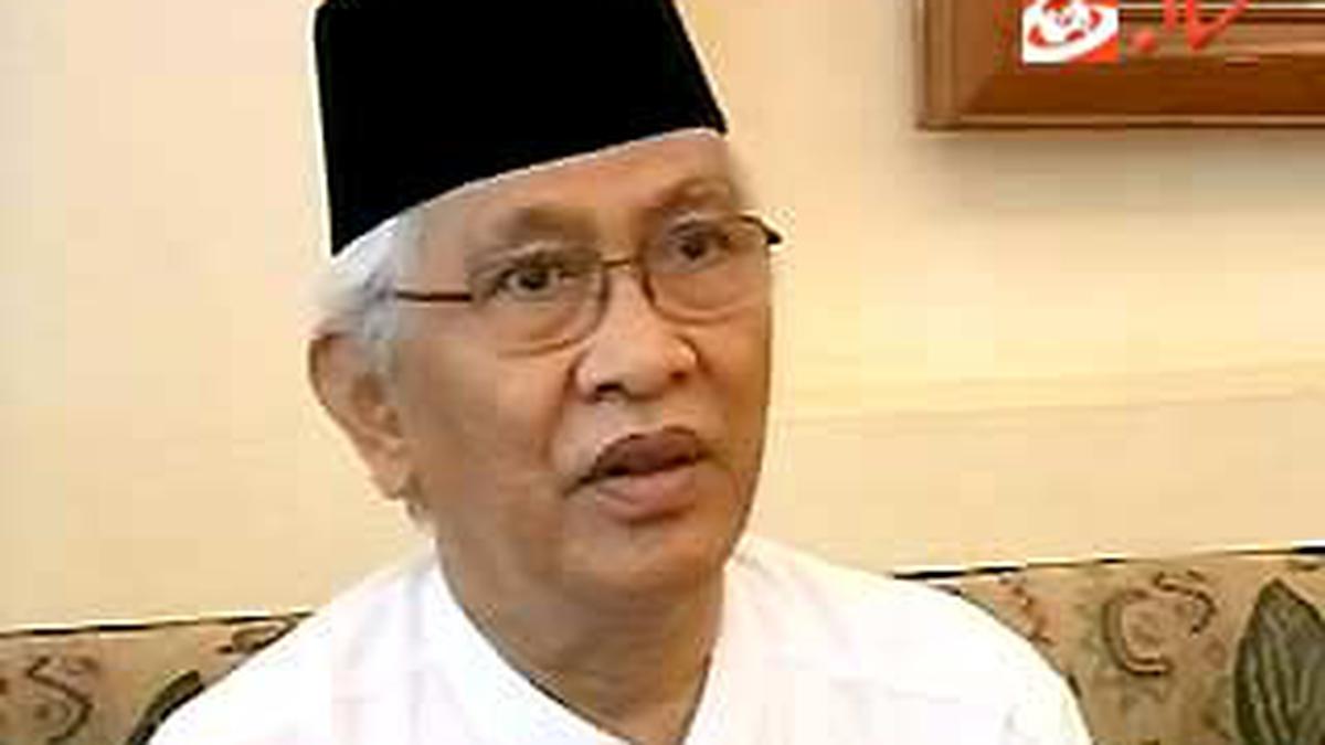 Gus Mus: Jangan Rakyat Diimbau, Tapi Pemerintah - News Liputan6.com