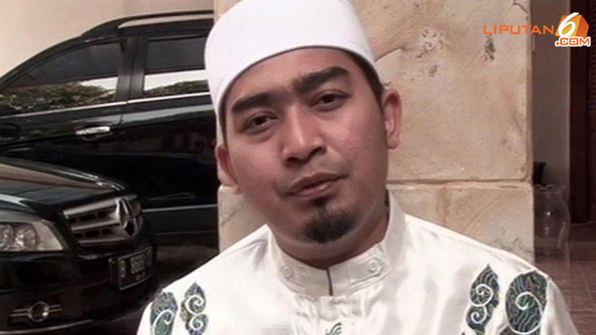 [VIDEO] Kisruh Tarif Dakwah, Ustad Solmed Minta Maaf