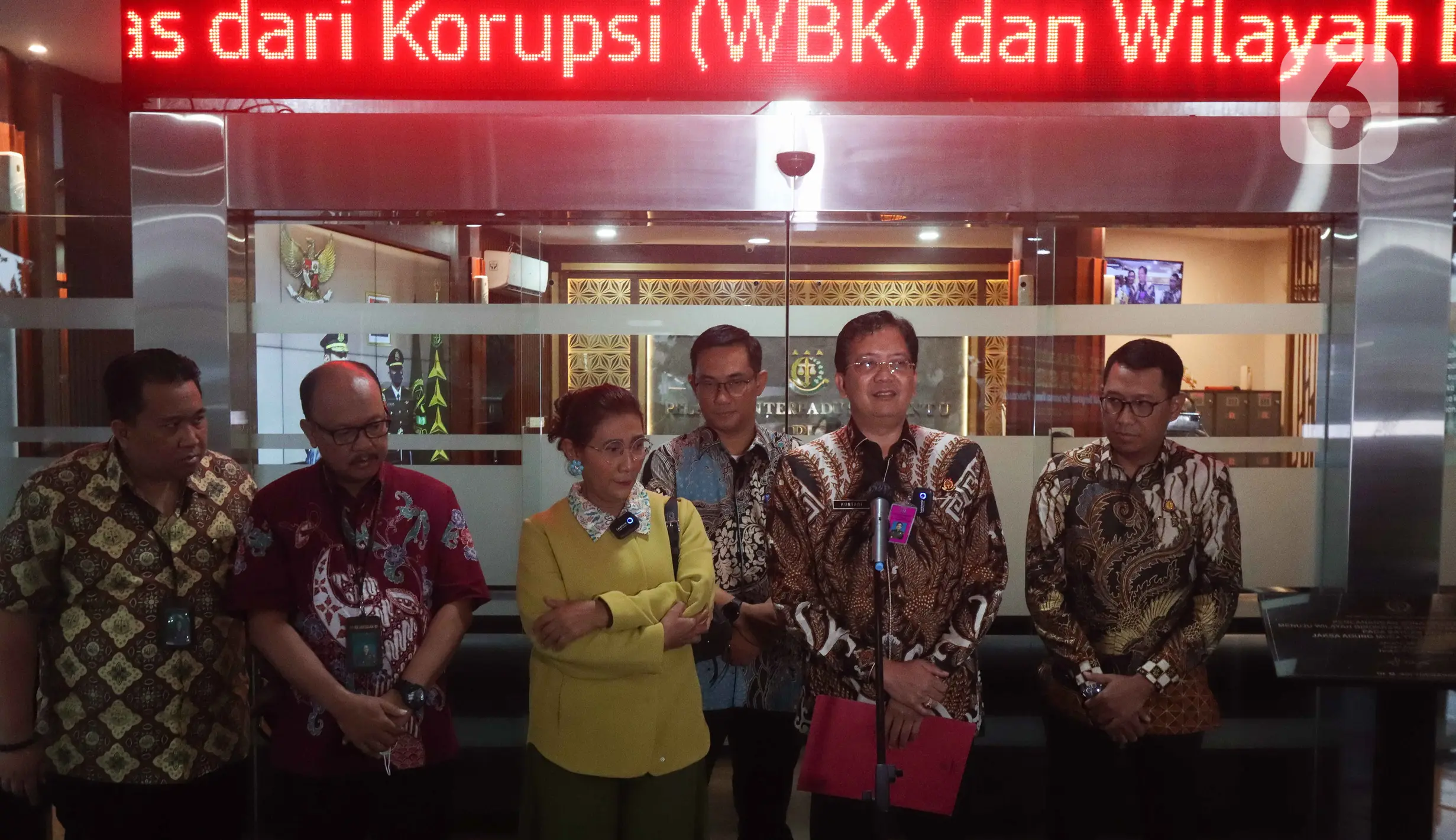 Mantan Menteri KKP Susi Pudjiastuti Penuhi Panggilan Kejagung Terkait Kasus Korupsi Impor Garam ...