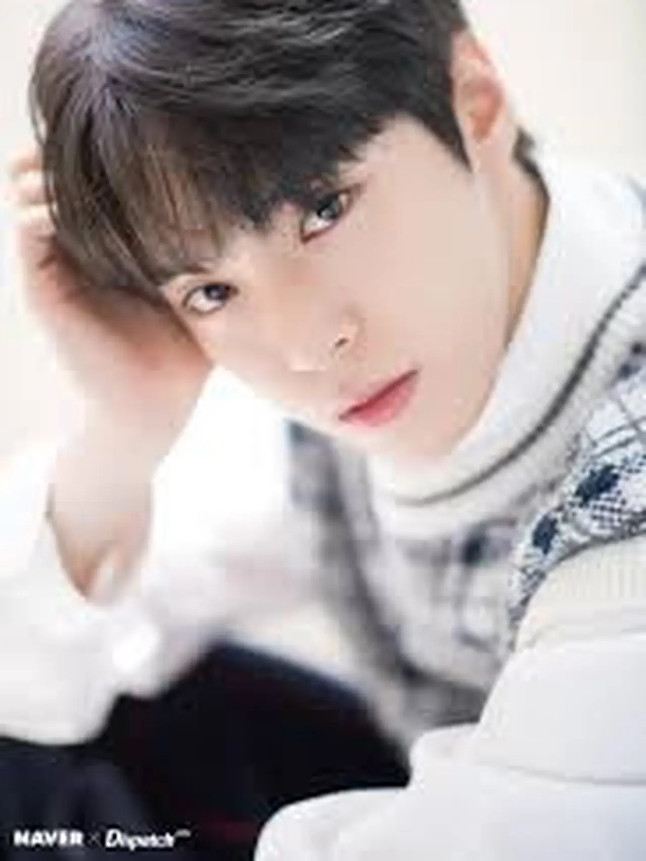 4 Daya Tarik yang Buat Fans Jatuh Hati dengan Doyoung NCT ...