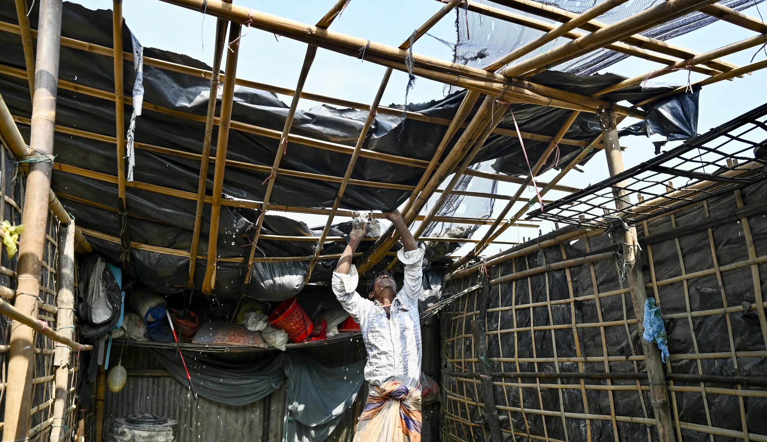 Dampak Topan Dahsyat Mocha di Myanmar dan Bangladesh - Foto Liputan6.com