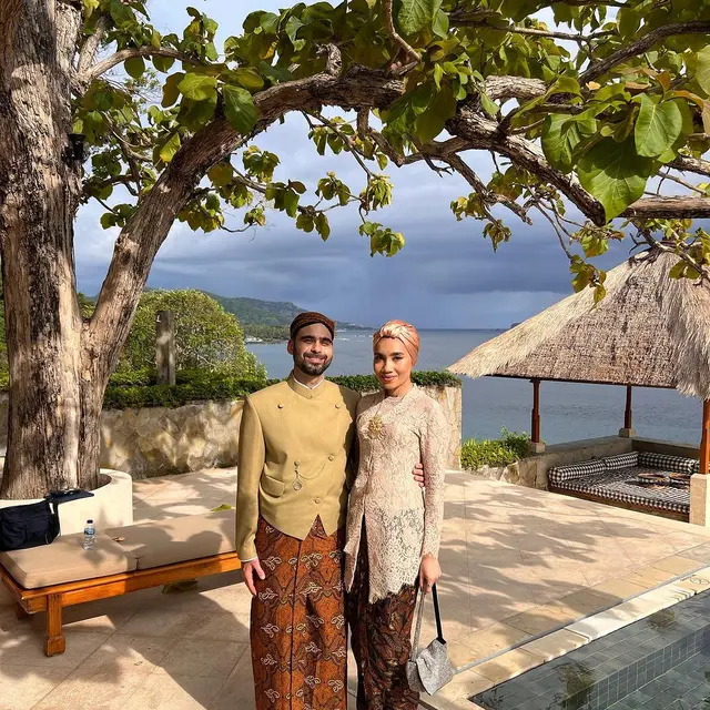 6 Potret Yuna Istri Adam Sinclair Adik Ipar BCL, Jadi Bridesmaid Bareng ...