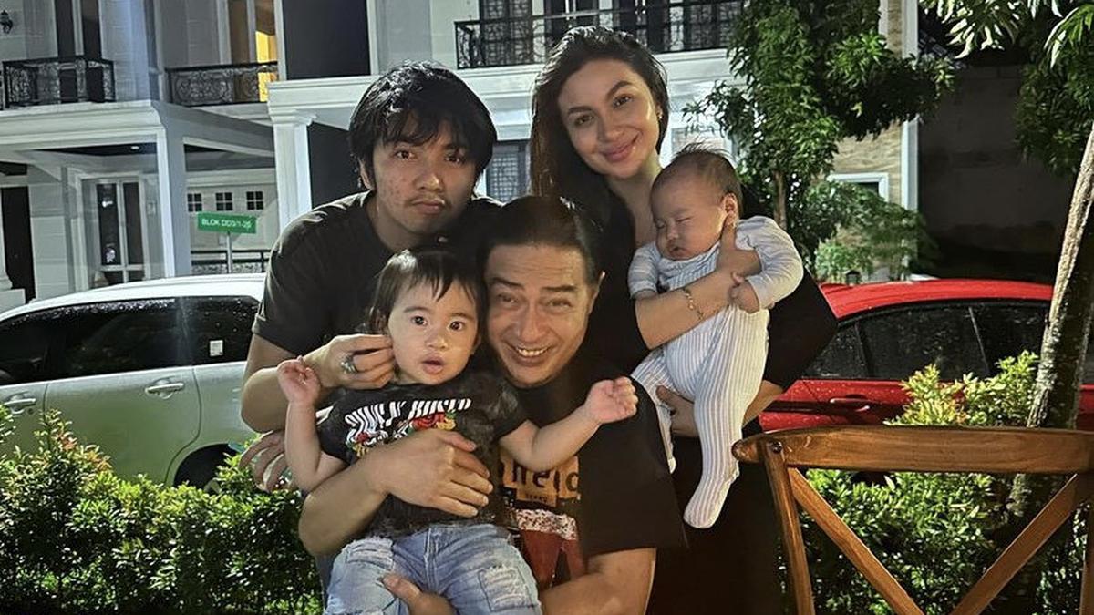 Jarang Terekspos, 6 Penampilan Busana Sederhana Ariel Tatum Bersama ...