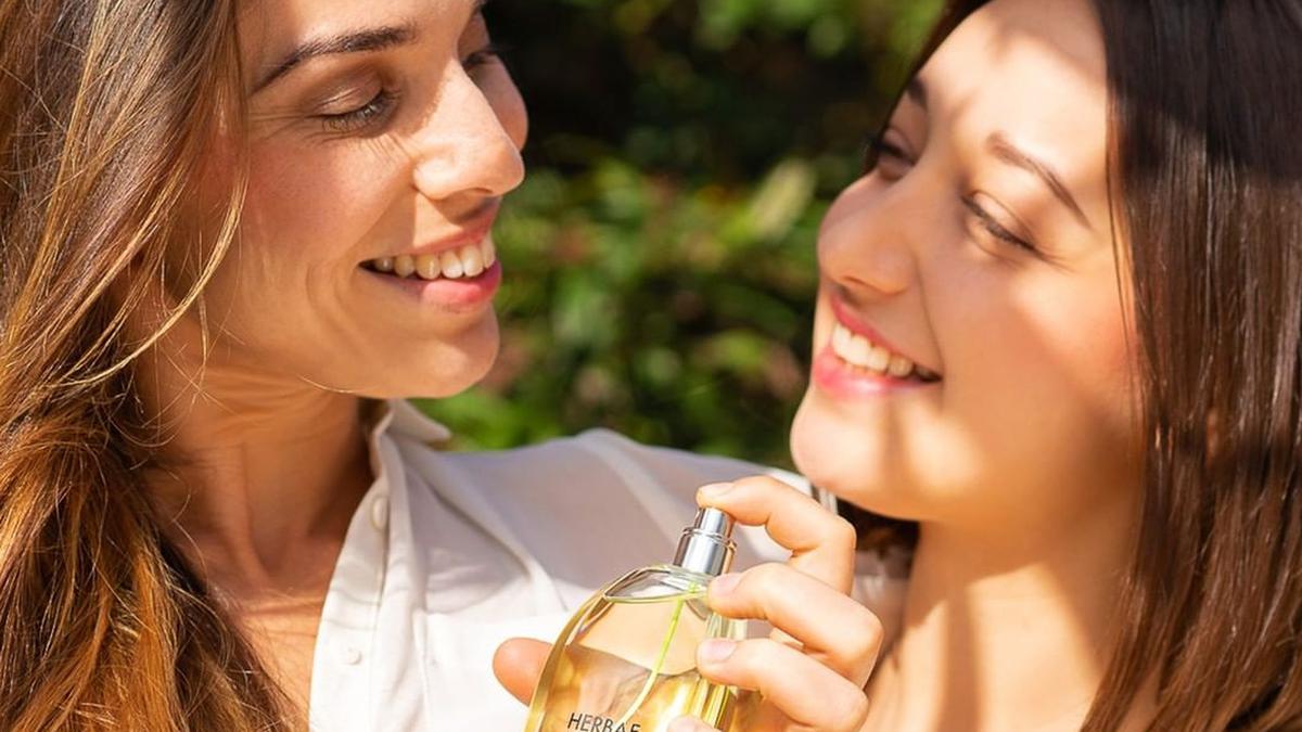 Segar dan Manis Parfum Aroma Rumput Plus Bunga Herbae par L'Occitane ...