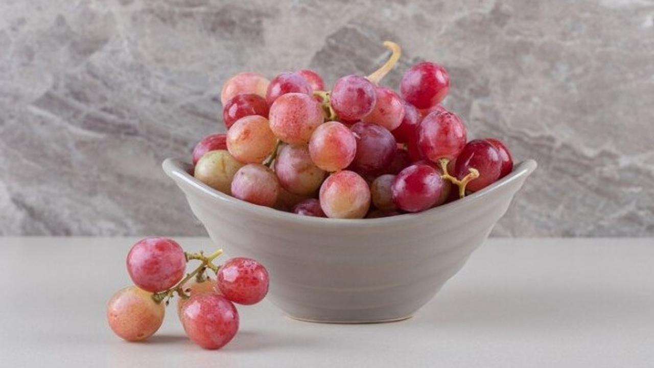12 Manfaat Buah Anggur Merah untuk Kesehatan, Kaya Antioksidan Cegah ...