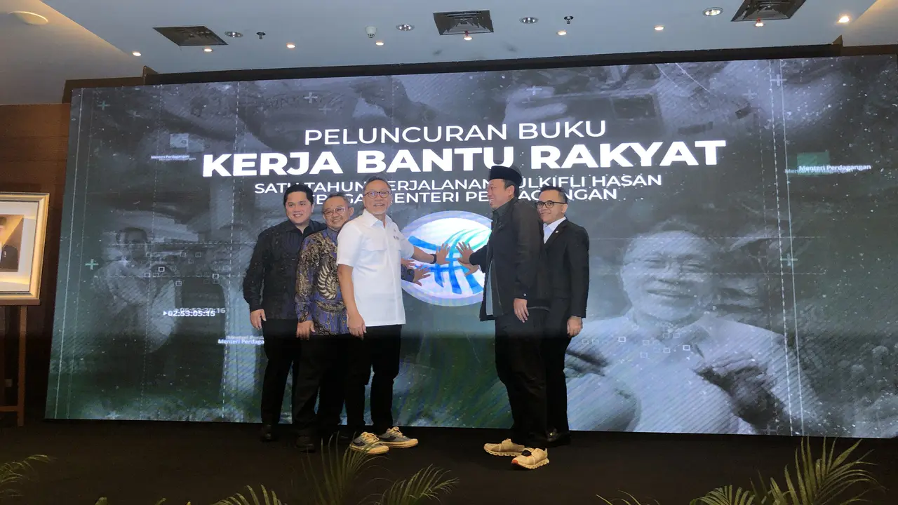 1 Tahun Jadi Menteri Perdagangan, Zulkifli Hasan Luncurkan Buku 'Kerja ...