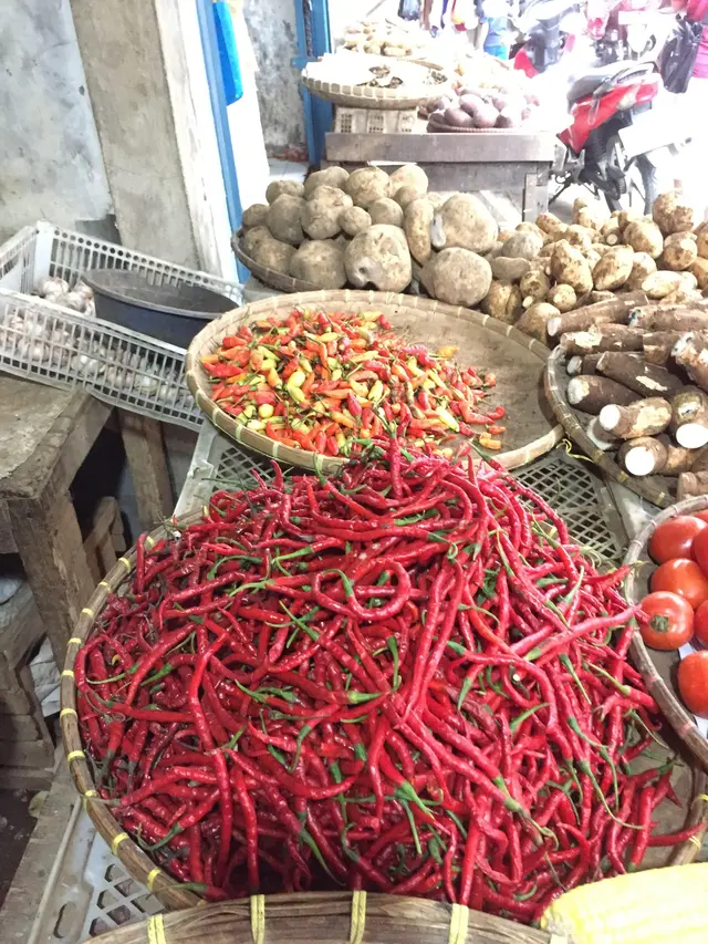 Harga Cabai Rawit Merah Sentuh Rp 100 Ribu per Kg - Bisnis Liputan6.com