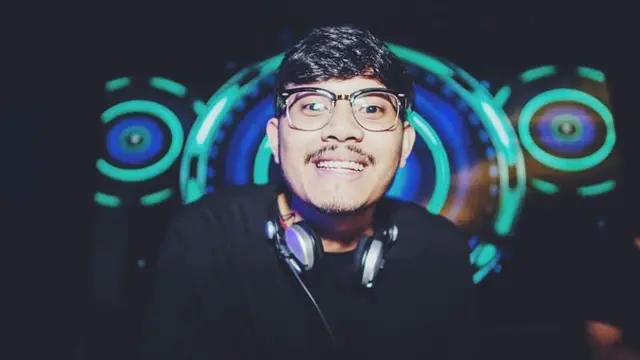 DJ Rayhan Arsya dan Rapper Vije Khant Rekam Lagu Black Hole, Hadirkan ...