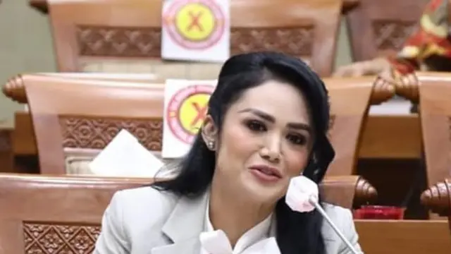 Krisdayanti Buka-Bukaan Soal Gaji sebagai Anggota DPR - Entertainment ...