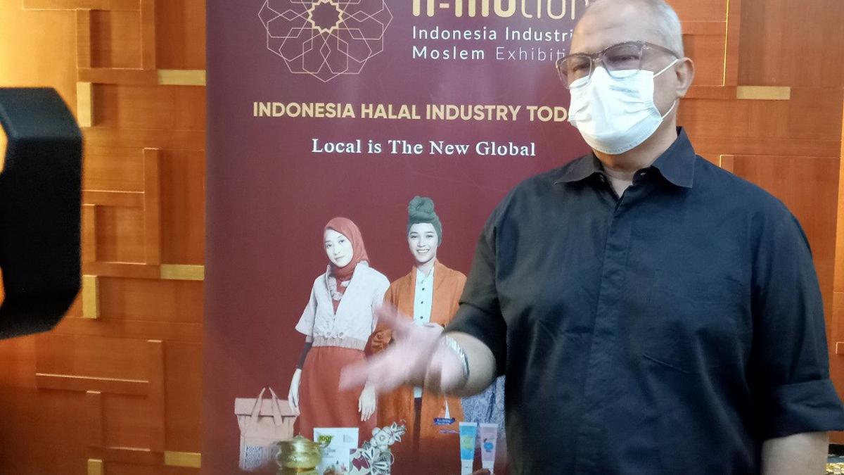 Itang Yunasz Hingga Ivan Gunawan Meriahkan Pameran Industrial Moslem ...