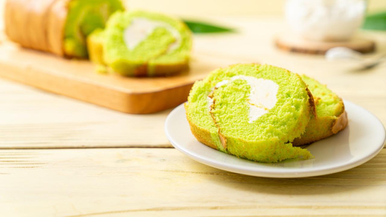 10 Resep Kue Bolu Lembut & Menggiurkan: Variasi Klasik hingga Modern