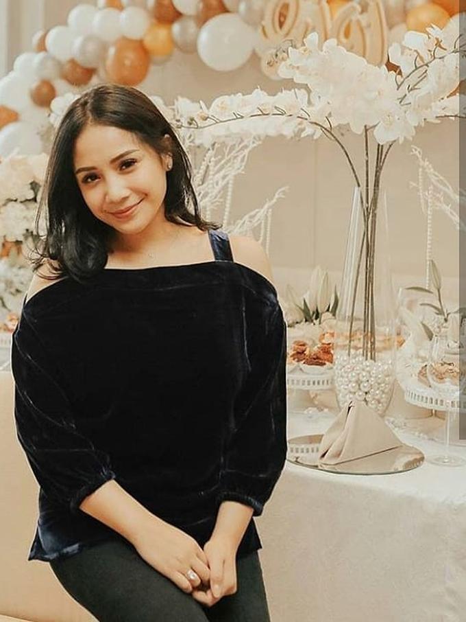 Harga Lingerie Nagita Slavina Bisa Buat Beli Beras 70 Kg - Entertainment Fimela.com