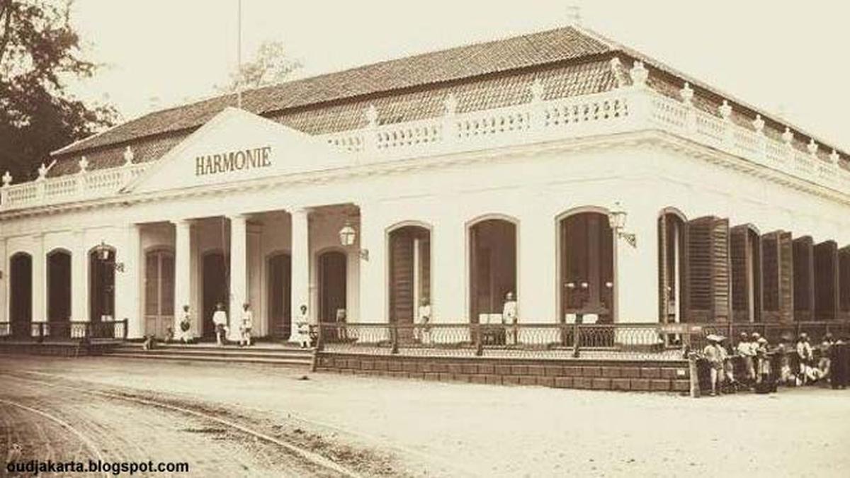 Sejarah Gedung Setneg, Tempat Kongkownya Nyonya Belanda - News Liputan6.com