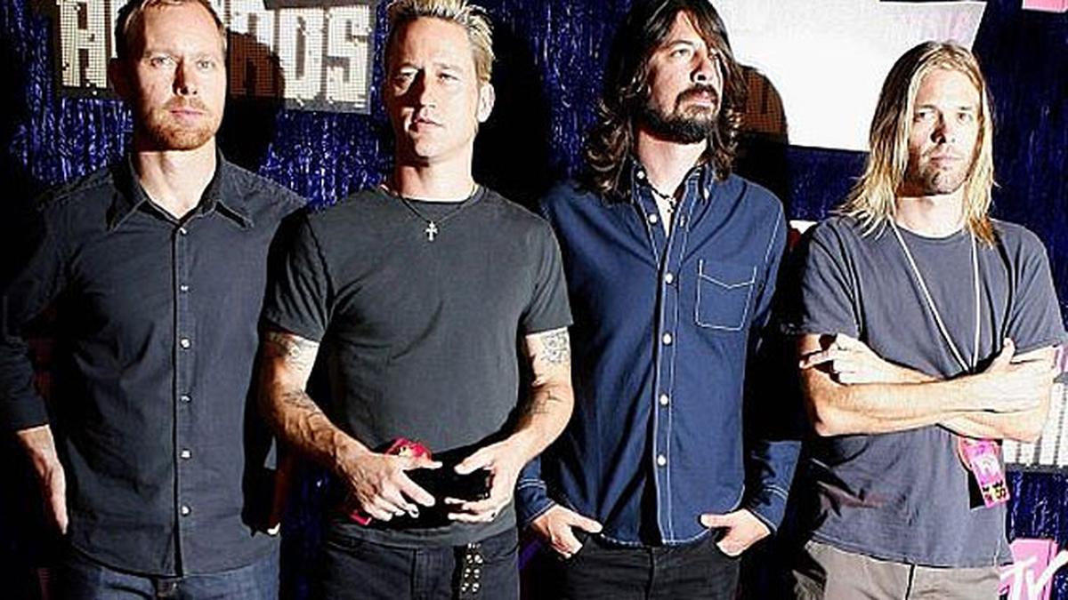 Foo Fighters Akan Rekam Album Baru di 12 Kota Berbeda? - ShowBiz ...