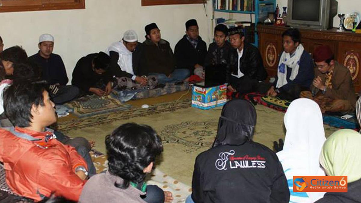 PPI Maroko Mendoakan KH MA Sahal Mahfud - Citizen6 Liputan6.com