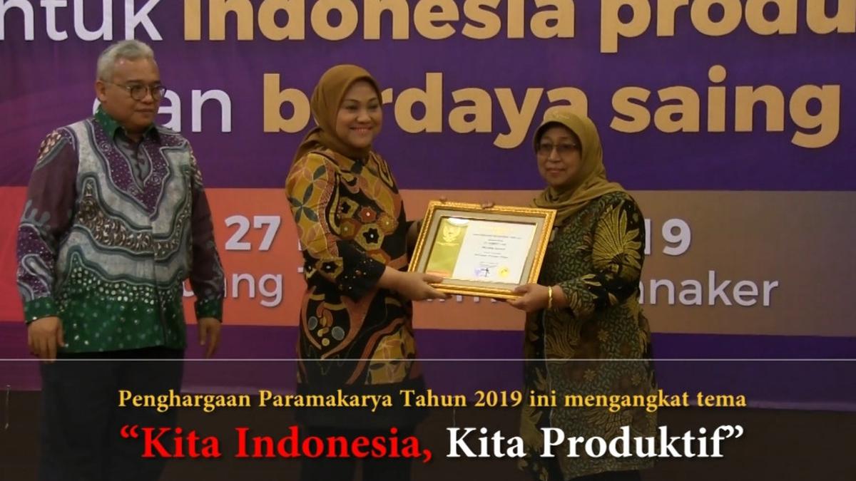 Kemnaker Berikan Piagam Penganugerahan Paramakarya 2019 - News Liputan6.com