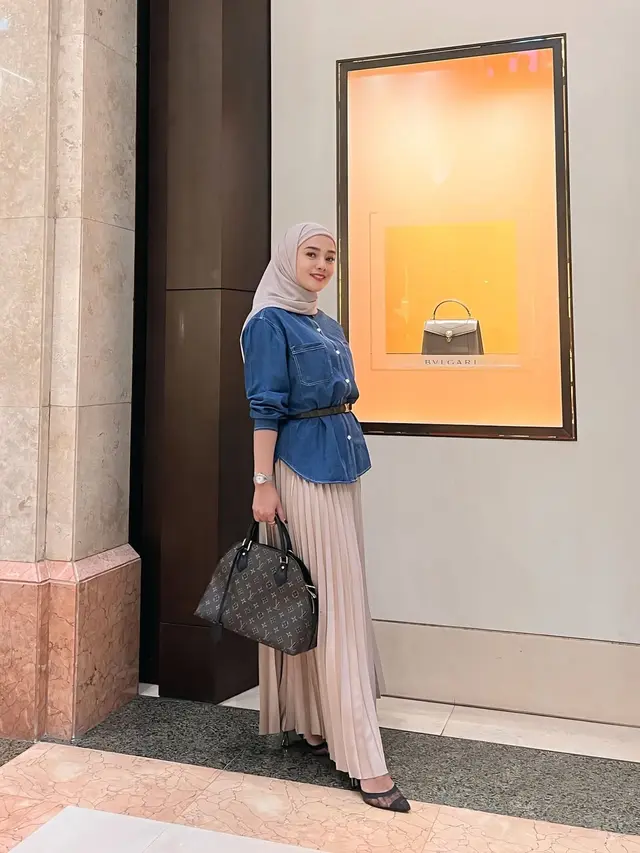 6 Tas Mewah Citra Monica Istri Ifan Seventeen yang Ditunjuk Jadi Dirut PFN - Lifestyle Liputan6.com