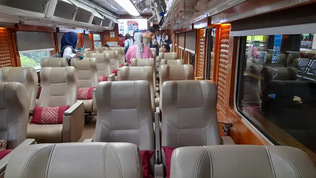 Kereta Java Priority Layani Rute Jakarta-Yogyakarta di Musim Libur Nataru, Apa Bedanya dengan ...