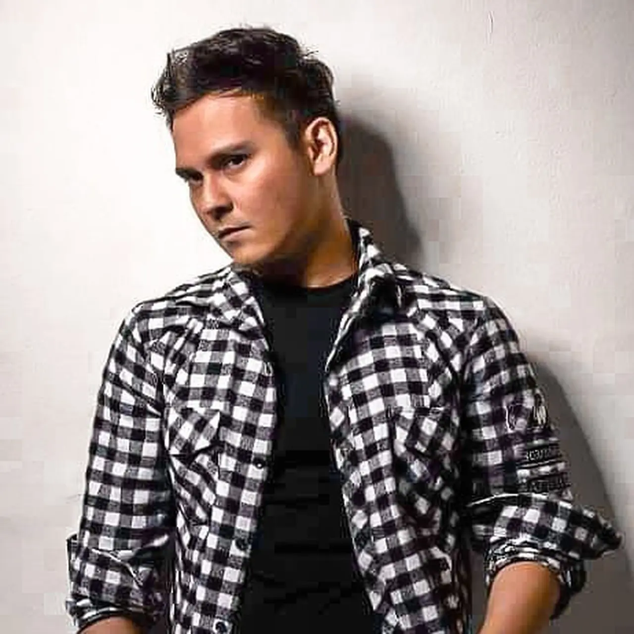 Pernah Jadi Pengganti Indra Bruggman di Jinny Oh Jinny, Ini 6 Potret ...