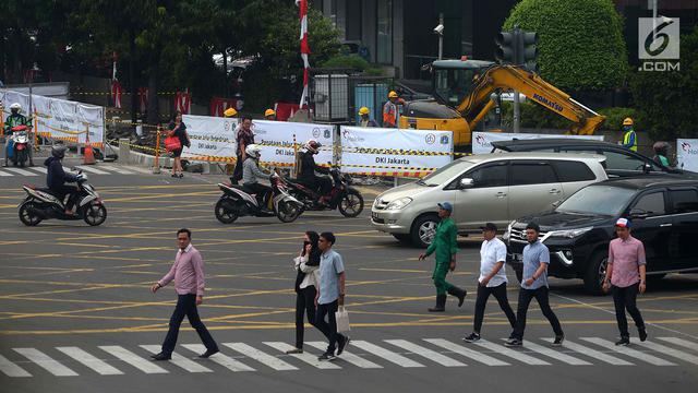 Top 3: Meme Kocak Kerajaan Ubur-Ubur, Potret Terkini Sarinah - Citizen6 ...