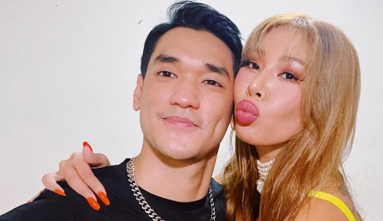 Momen Kebersamaan Afgan dengan Idol K-Pop, Jadi Sorotan - Foto Liputan6.com