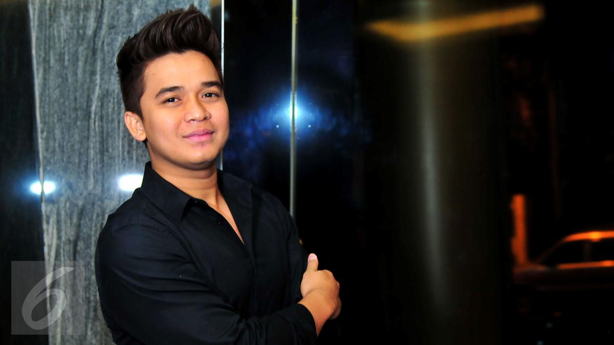 Ibunda Ultah, Billy Syahputra Kenang Mendiang Olga Syahputra - ShowBiz ...