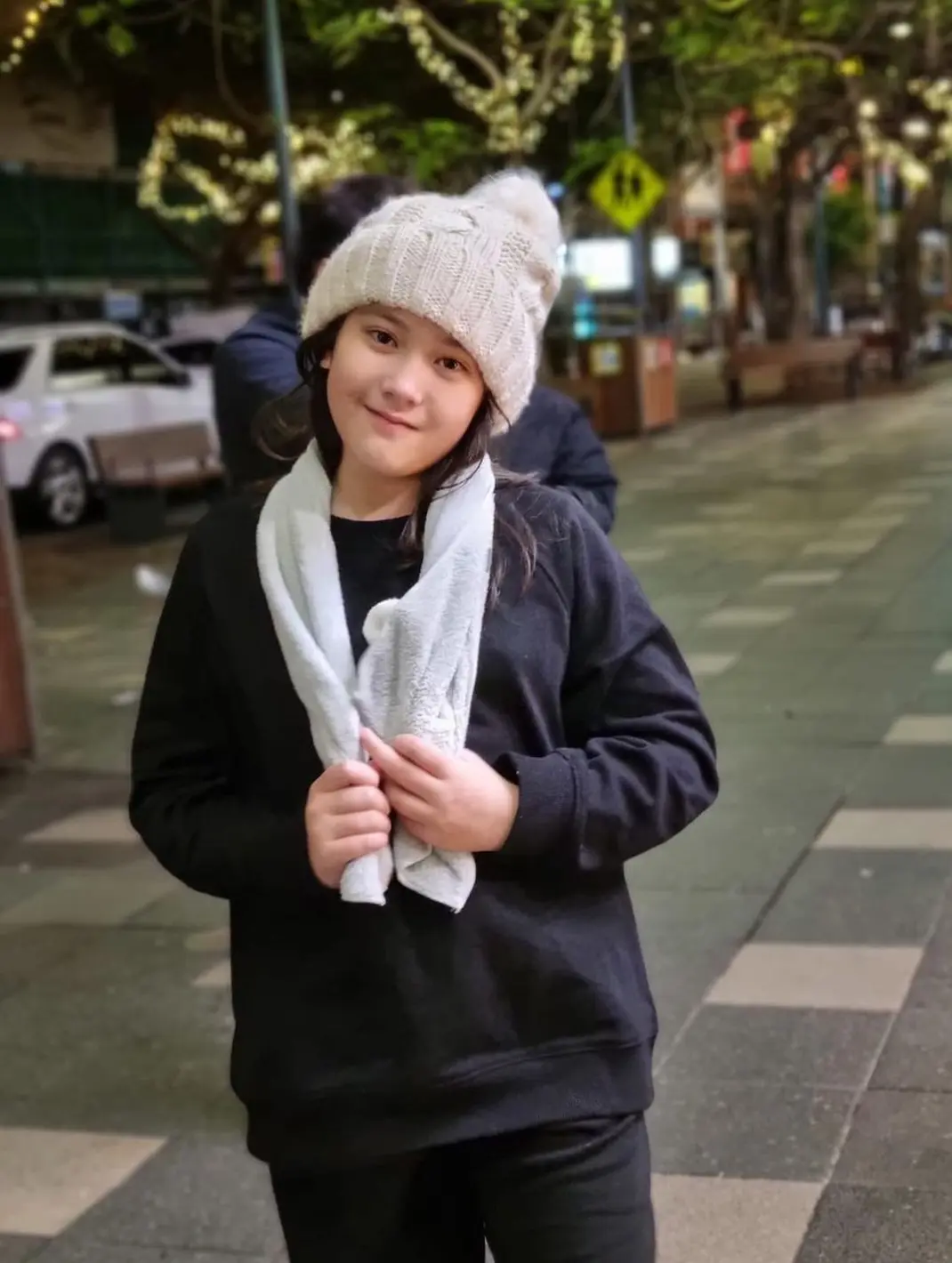 FOTO: Dipuji Bak Princess, Intip Penampilan Mikha Putri Nafa Urbach di ...