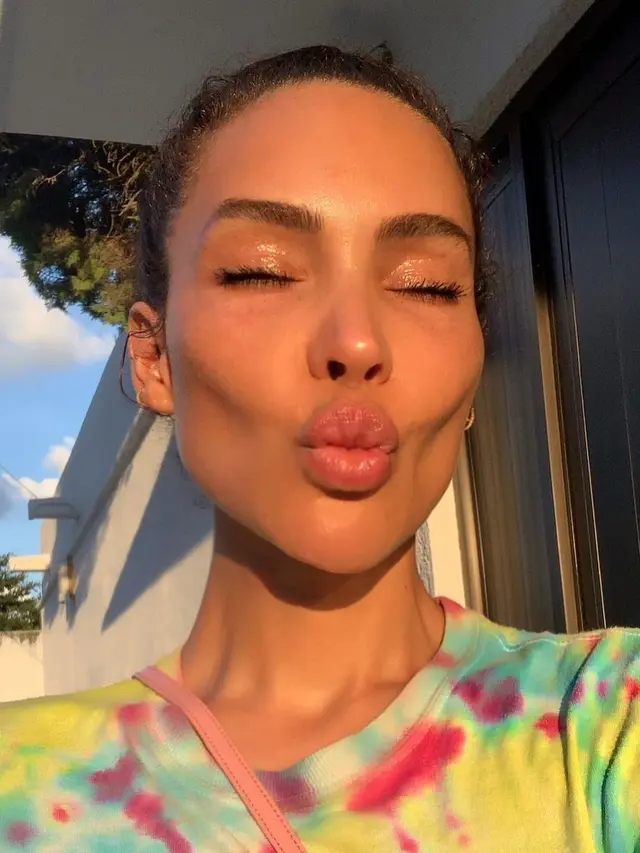 Profil Ines Rau, Transgender Pertama yang Menjadi Model Sampul Playboy ...