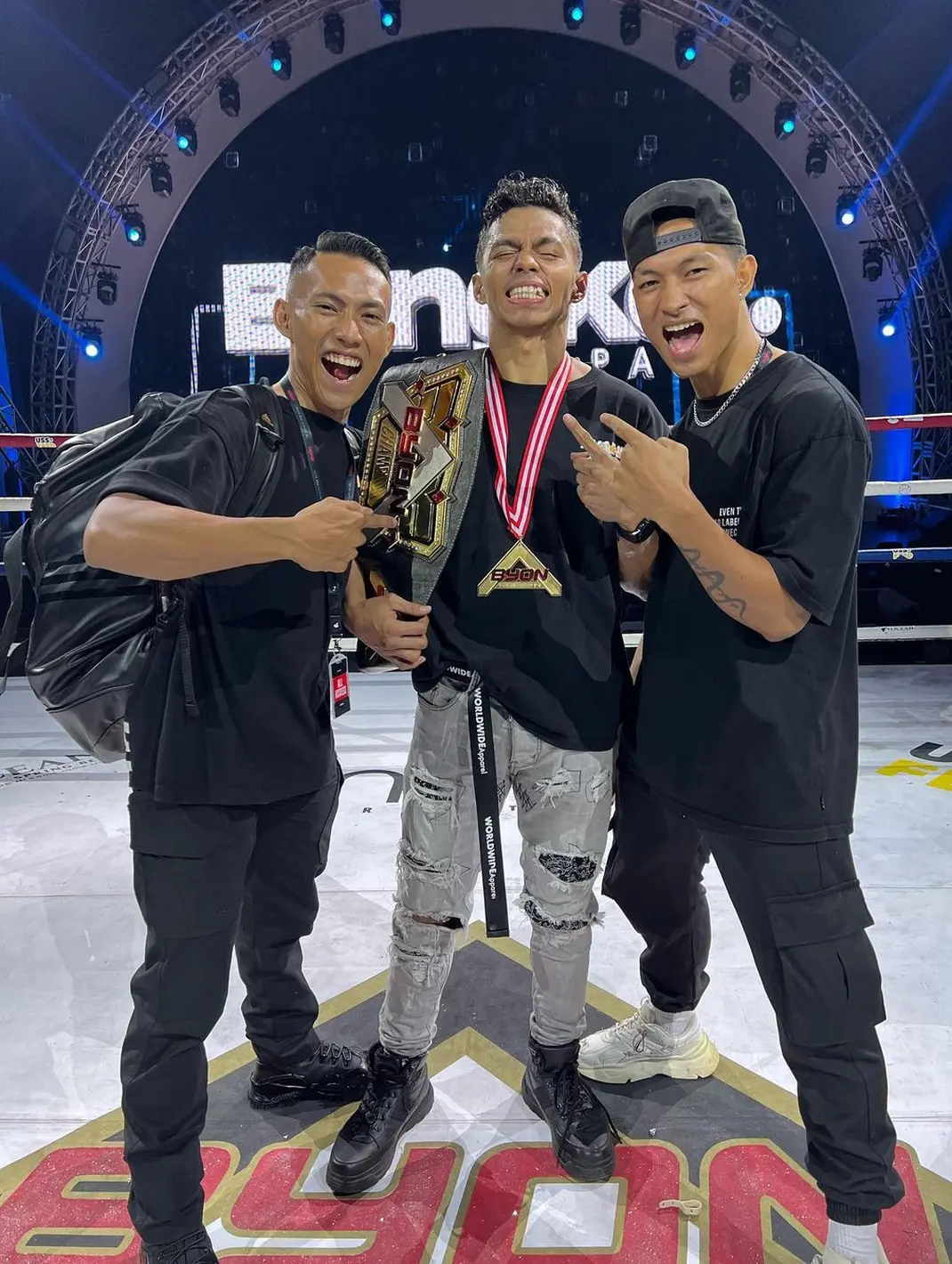 Tumbangkan Paris Pernandes, 6 Potret Kemenangan Jekson Karmela di BYON Combat Vol. 1 - Photo ...