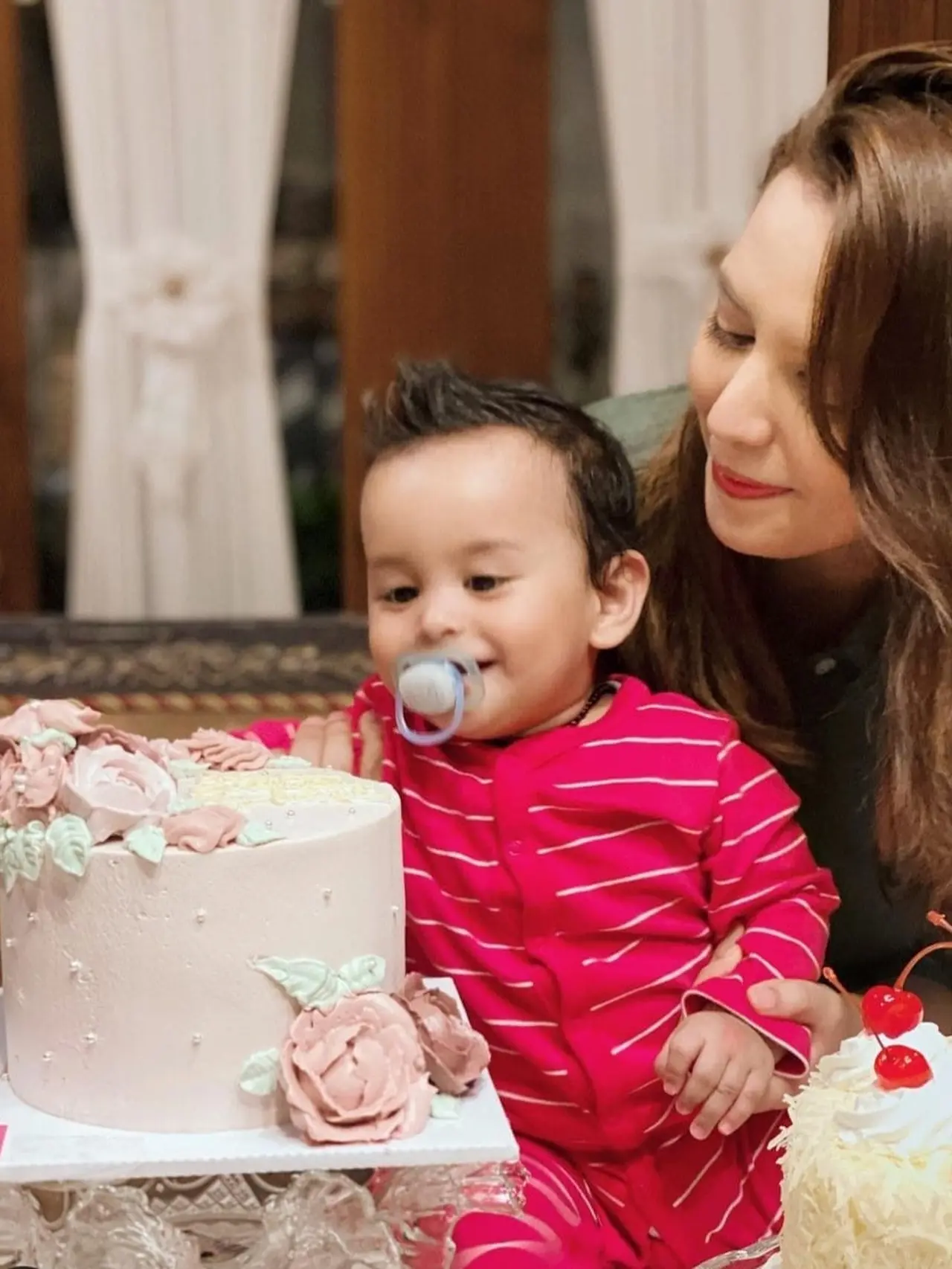 10 Fakta Ola Najla Hilabi, Jurnalis Cantik yang Disebut Mirip Bintang ...