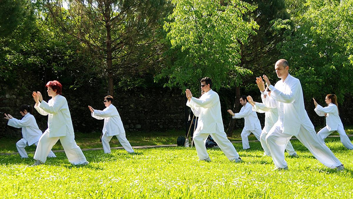 Gerak Badan Ini Bikin Anda Awet Sehat di Usia Senja - Health Liputan6.com