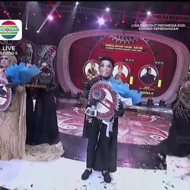 Jadi Juara LIDA 2021, Ini 6 Potret Iqhbal Rayakan Kemenangan di Atas ...