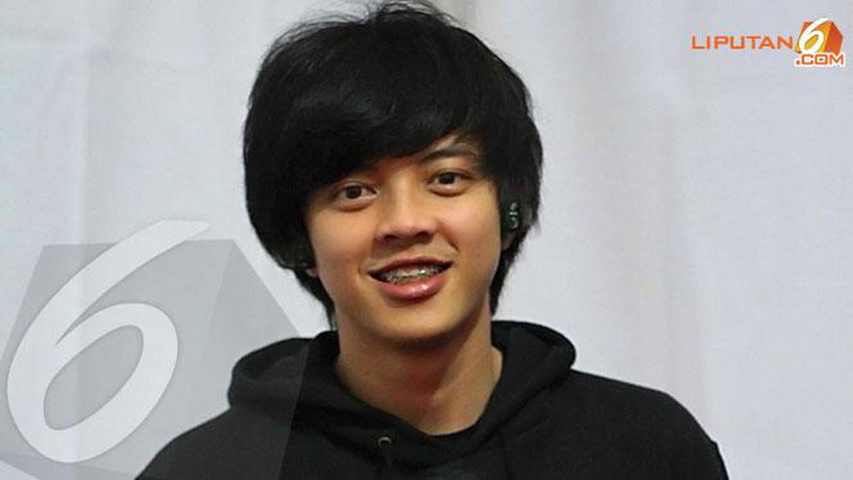 Bikin Lagu Sendiri, Bisma Curhat Pengalaman Pribadi - ShowBiz Liputan6.com