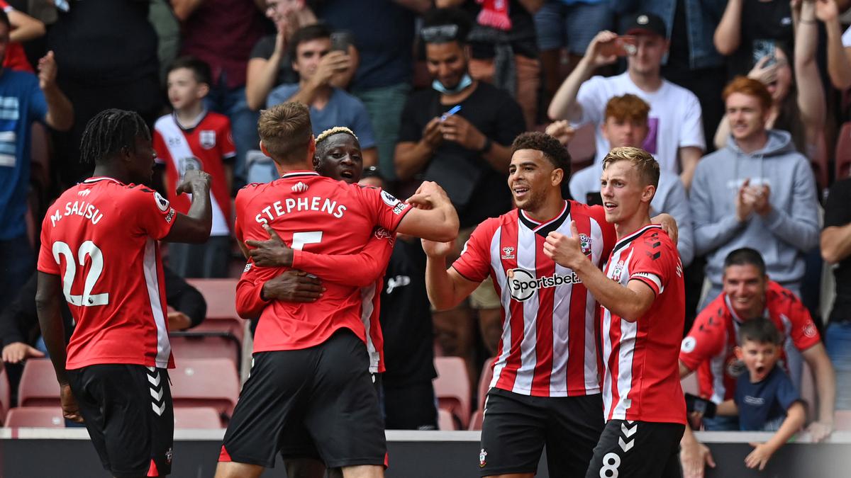 Striker Southampton Lempar Psywar ke MU Jelang Duel Liga Inggris: Kami ...