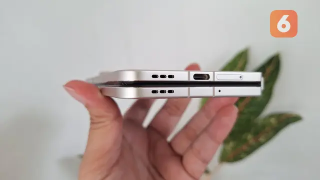 Unboxing dan Kesan Pertama Menggenggam Oppo Find N3: Premium, Cantik, dan Solid - Tekno Liputan6.com