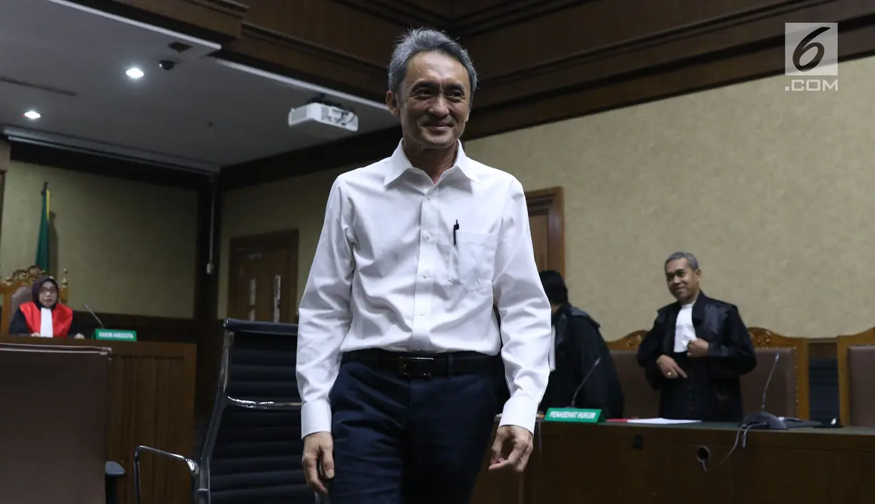 FOTO: Mantan Bos Lippo Group Eddy Sindoro Jalani Sidang Dakwaan - Foto ...