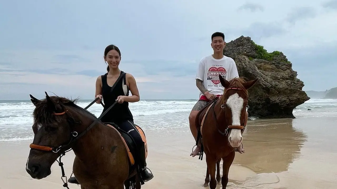 Lama Vakum dari Dunia Hiburan, Ini 7 Potret Terbaru Nadia Saphira - Hot Liputan6.com