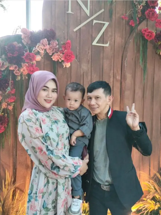 Foto-foto Tiara Amalia Istri Pelawak Ginanjar yang Cantik dan Muda, Pernah Jadi Pro-Kontra ...