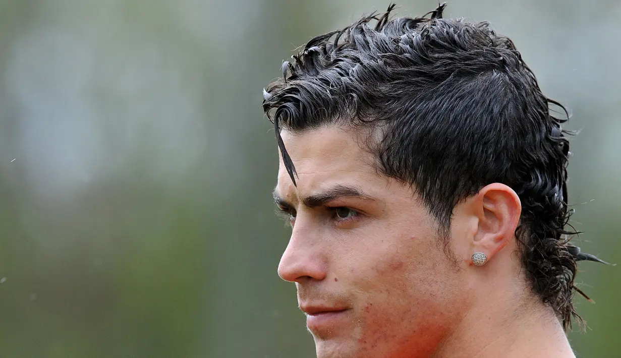 FOTO: Metamorfosis Gaya Rambut Cristiano Ronaldo dari Masa ke Masa ...
