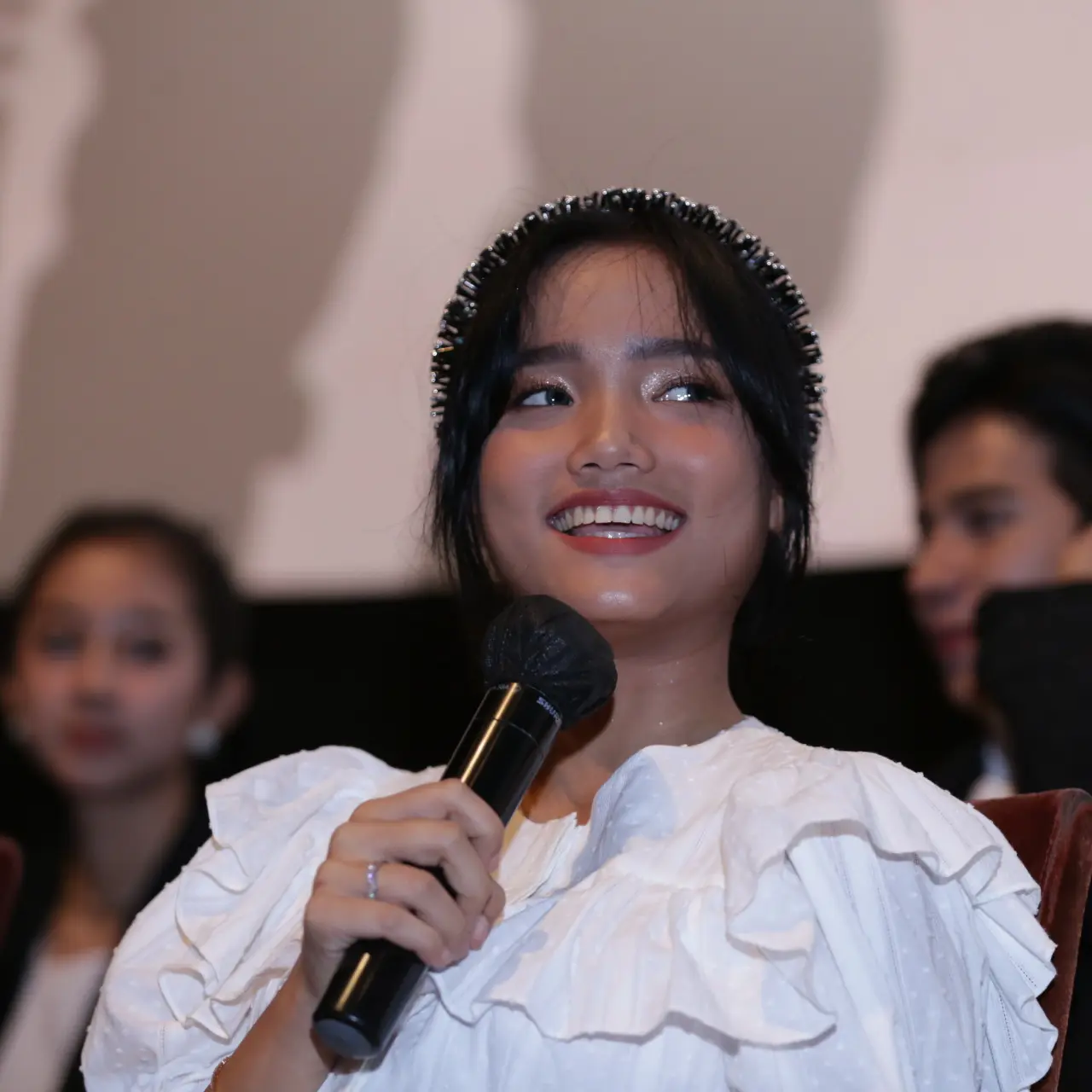 Berperan Jadi Amora di Film Bukan Cinderella, Fuji Anggap Tak Jauh Beda ...