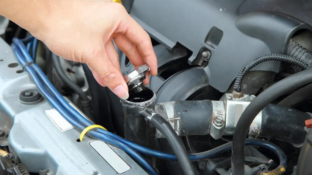 Perhatian, Ini Lima Ciri Tutup Radiator Rusak