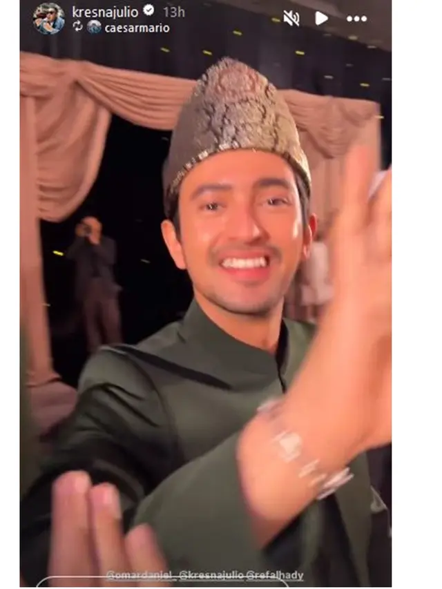 7 Potret Omar Daniel dan Refal Hady di Nikahan Dewi Paramita 'Mici ...